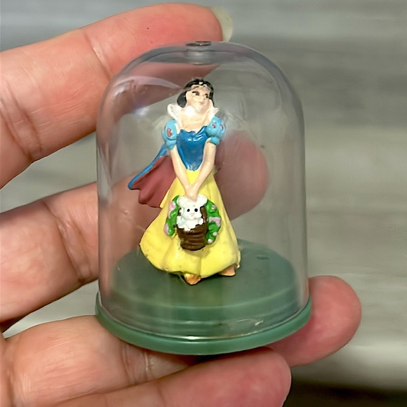 Disney | Other | Yujin Disney Princess Collection Snow White Capsule ...